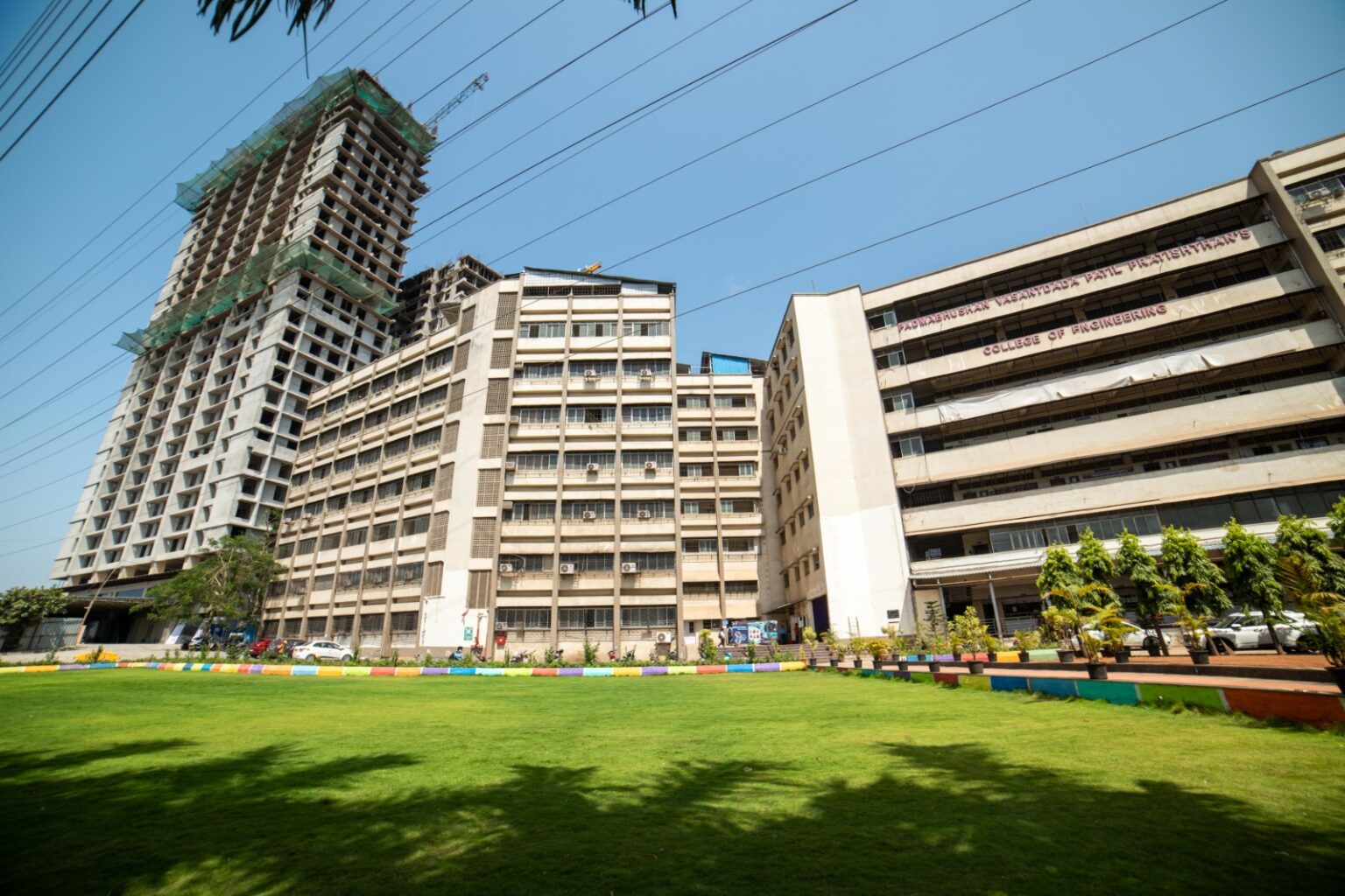 Alumini - Vasantdada Patil Pratishthan's College of Engineering & Visual Arts